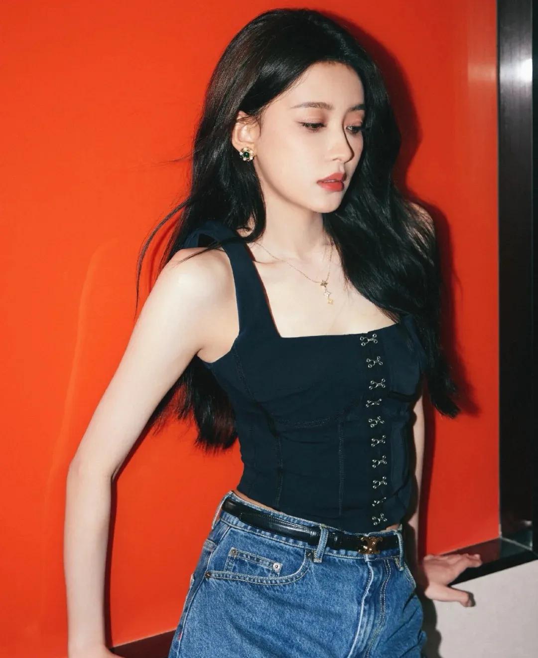 Sun Yi's beautiful wallpaper - iNEWS