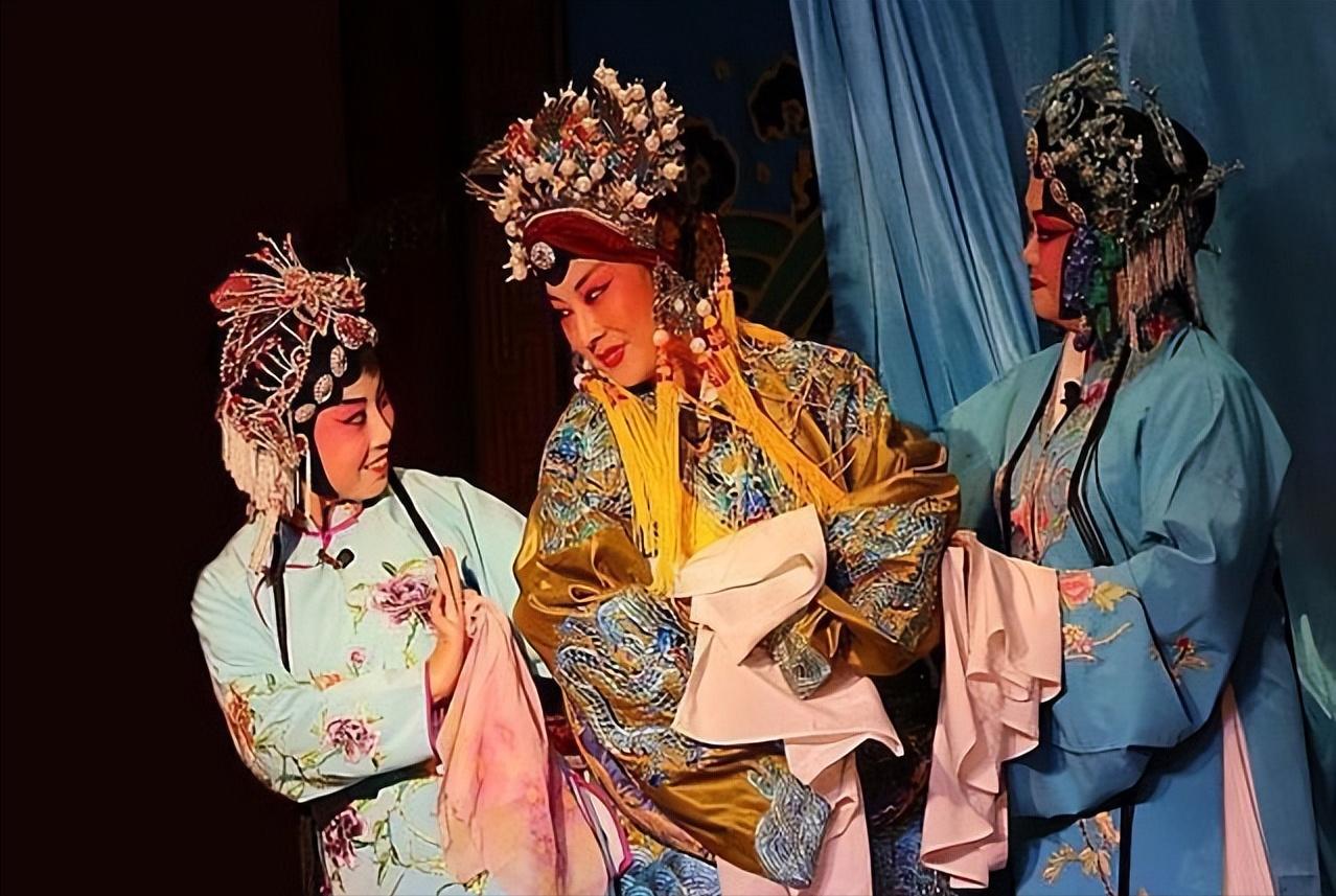 On the Costumes of Chang'an Damian and Tayao Niang Song and Dance ...