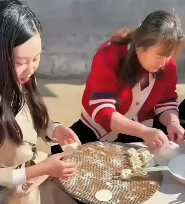 The justice anchor Lumba exposed the Tian family, Xu Yaotian's family became a slogan, and Tian ...