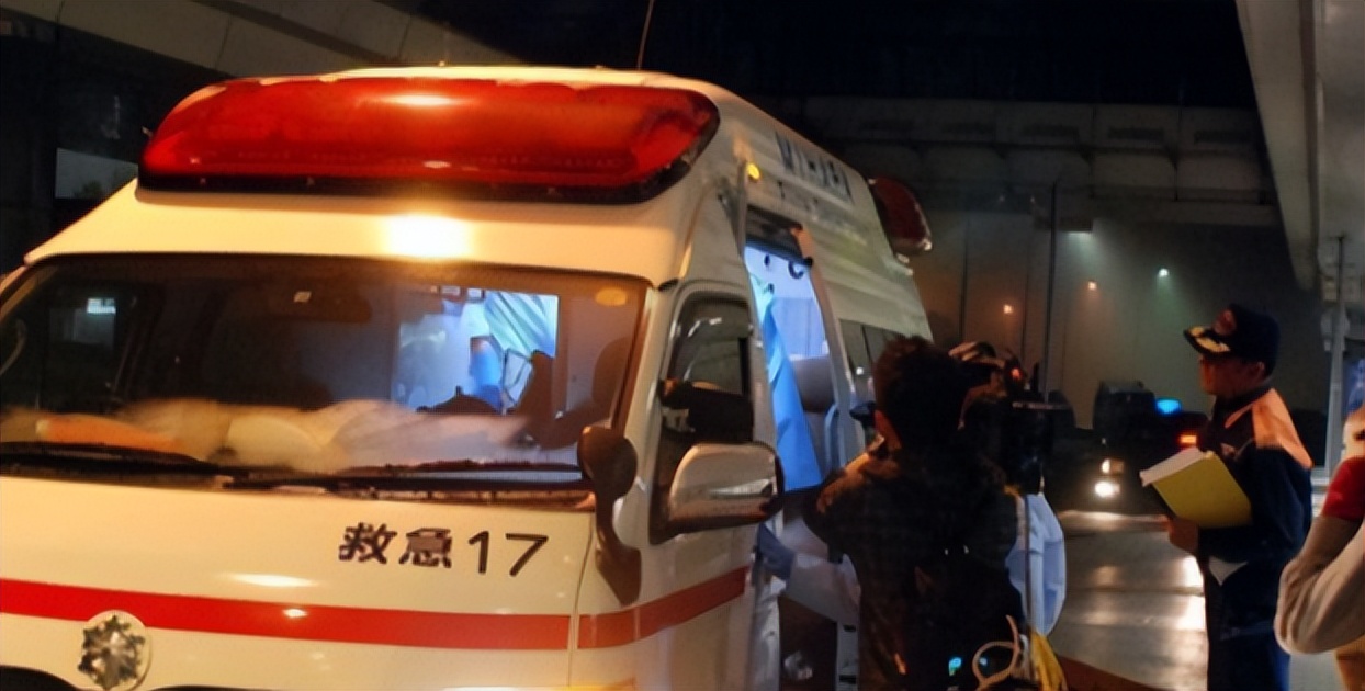 The most beautiful host of CCTV passed away! Pushing the wrong door and ...