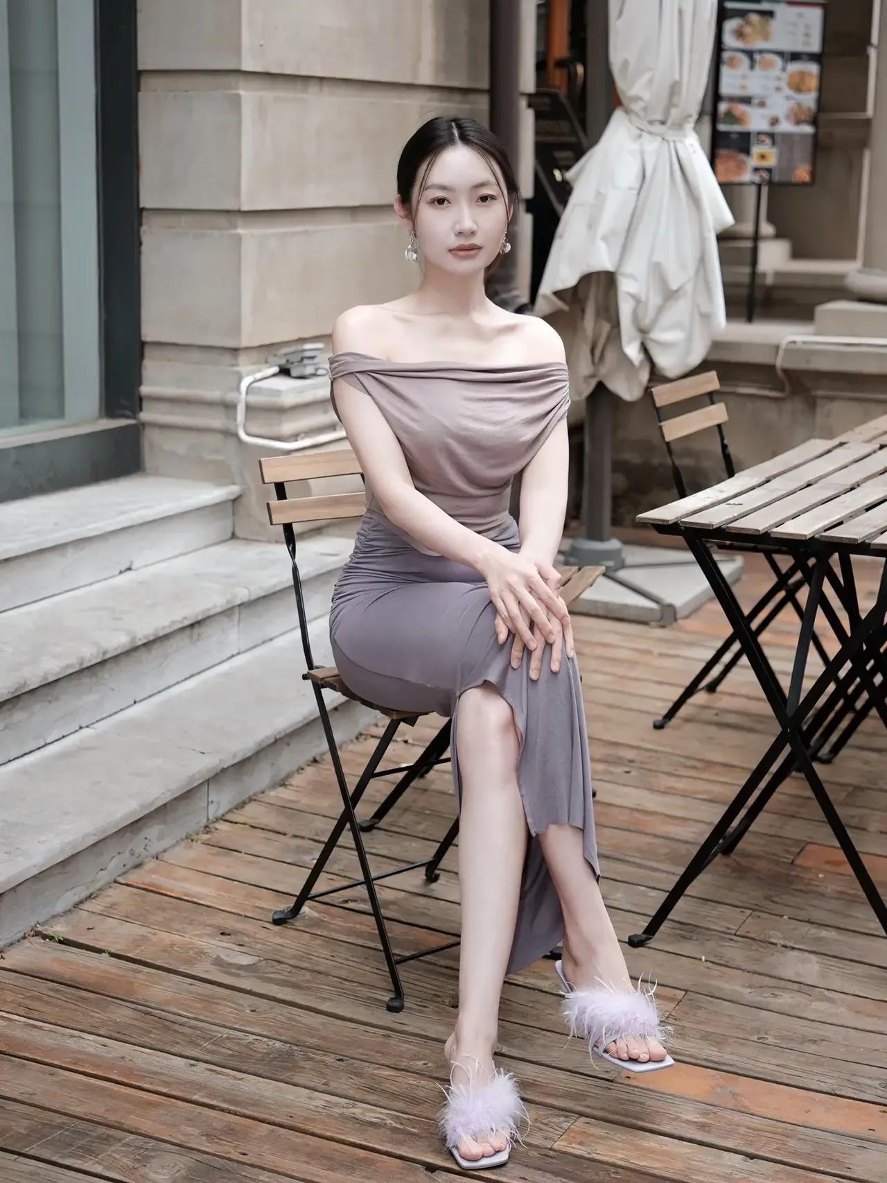 The skin is really fair and tender, but a little thinner - iMedia