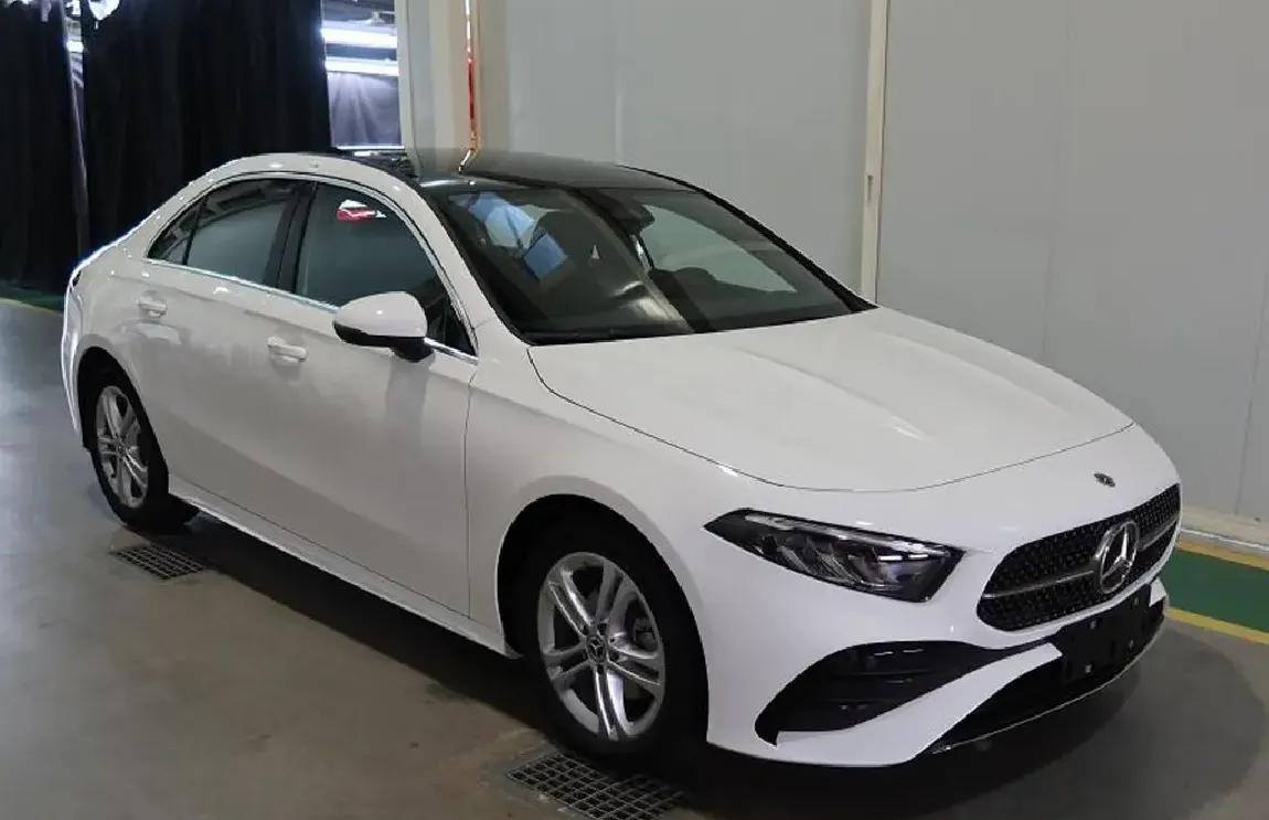 The cheapest Mercedes-Benz is now down to 139,000! ! ! - iMedia