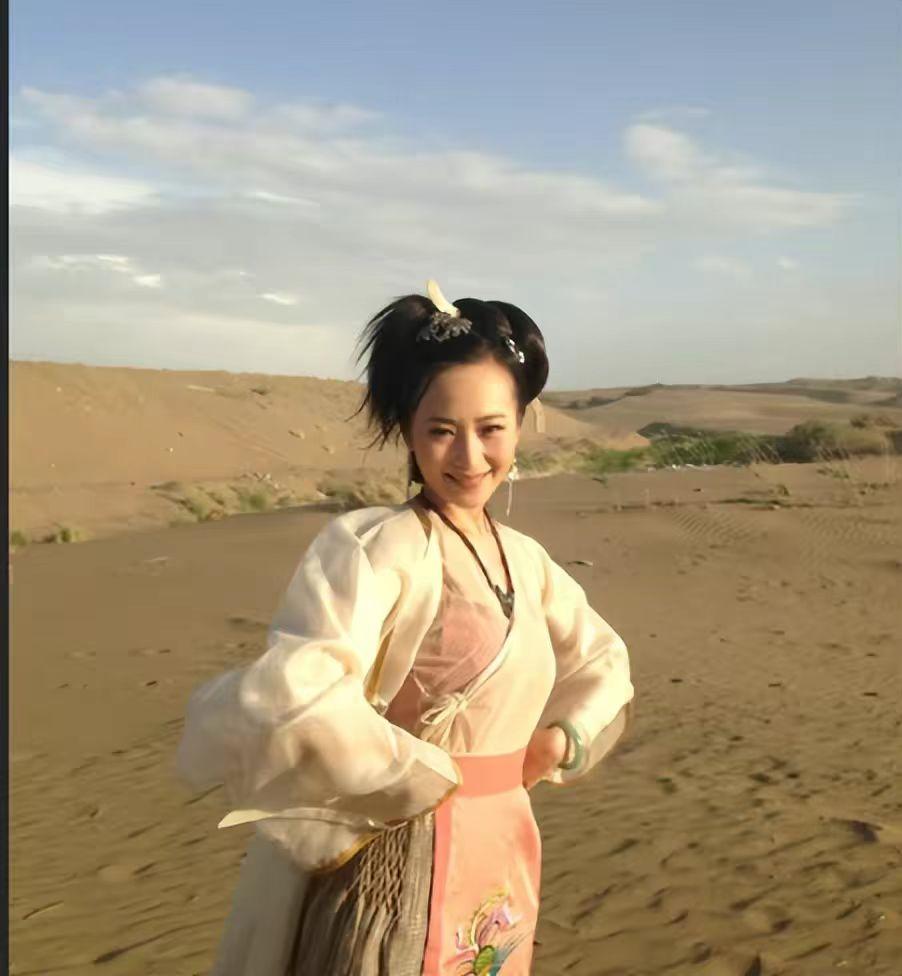 Qu Zhazha: Married to downcast Huang Haibo, became popular with "The ...