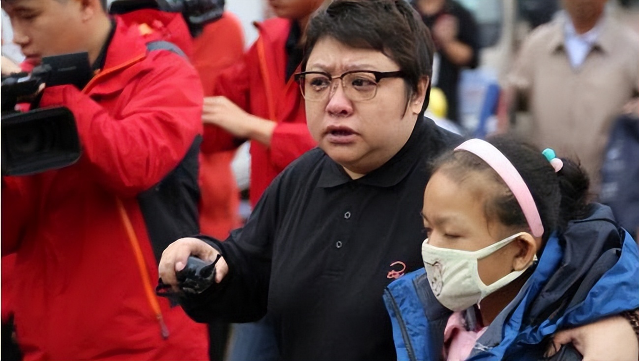 Han Hong has been doing charity for 23 years, donated more than 1 ...