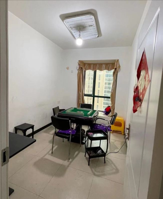 The couple bought a small mahjong room of 47 square meters, 40W ...