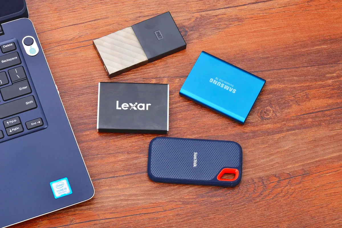 Head-to-head mobile solid-state drives: Samsung, Western Digital and ...