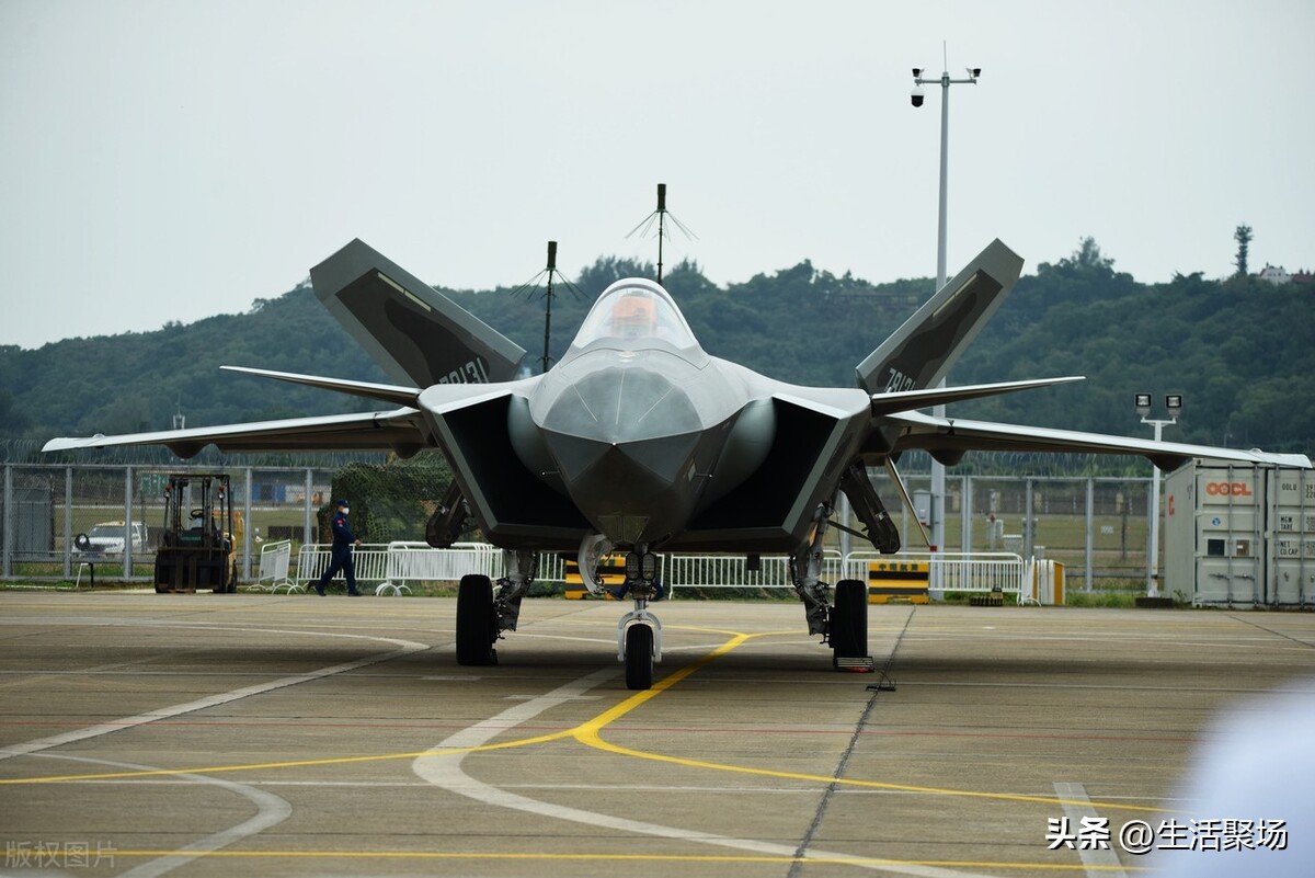 J-20 fighter: China's innovation attracts world attention - iNEWS