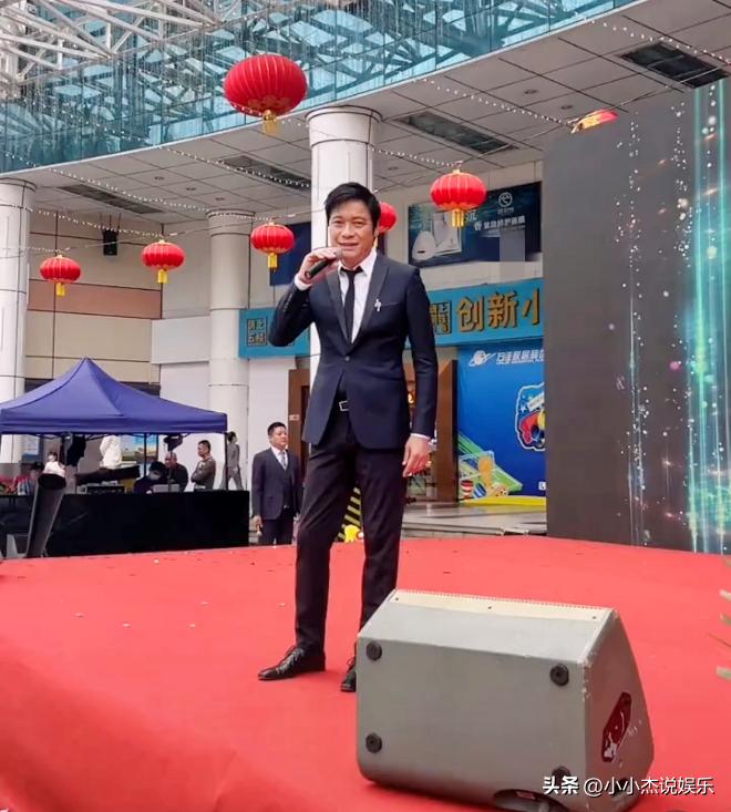 The 60-year-old Luo Jialiang appeared in Hainan, shook hands with the ...