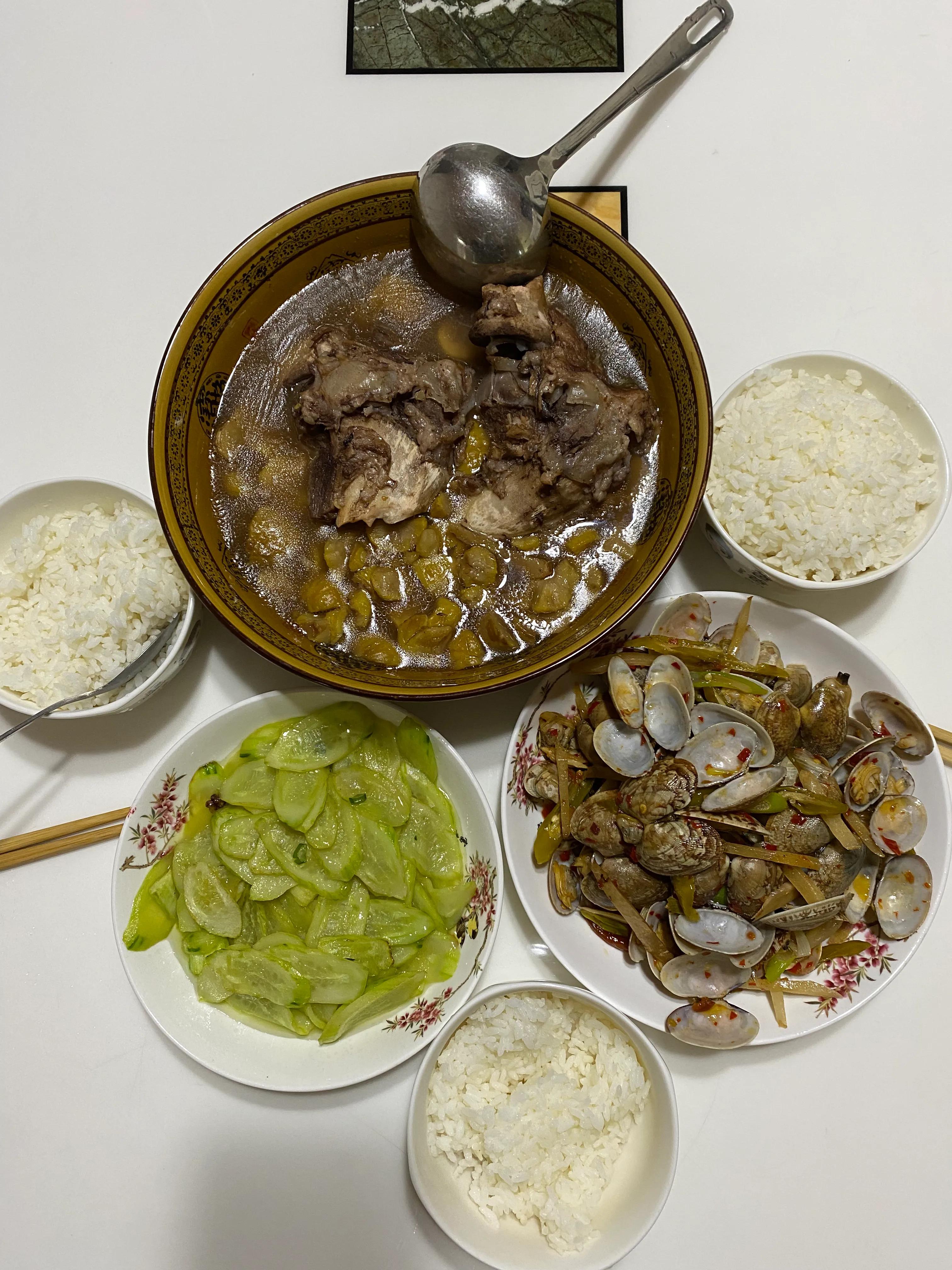 Light diet: three meals a day - iNEWS