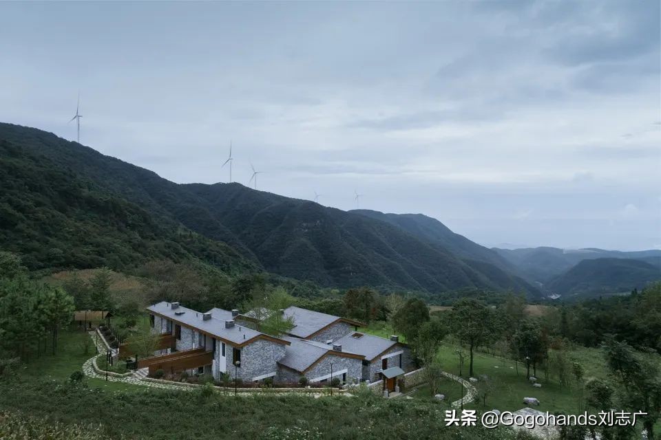 Hubei. Dangyang City. Daotianyi Kangyang Town - iNEWS