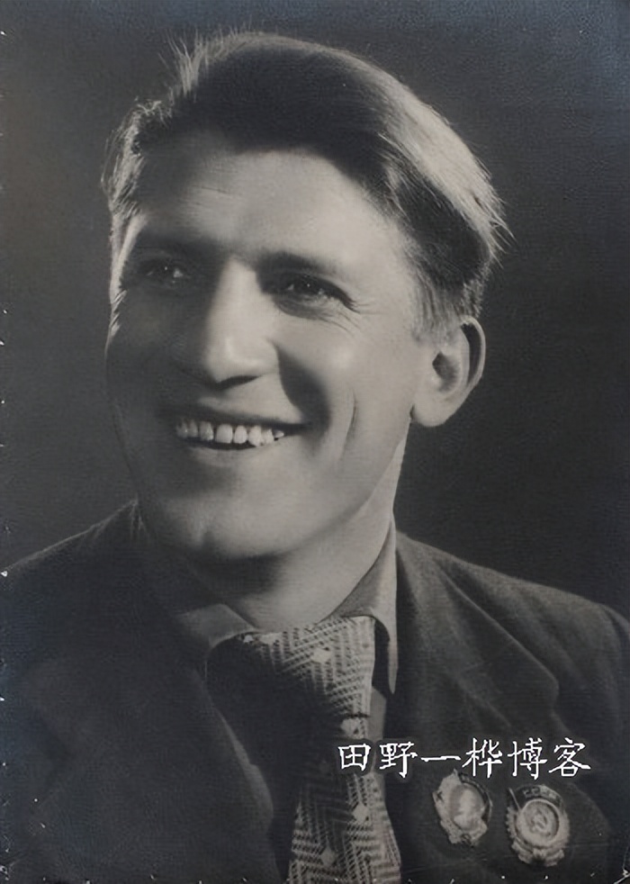 212. Famous film actors in the Soviet era - iNEWS