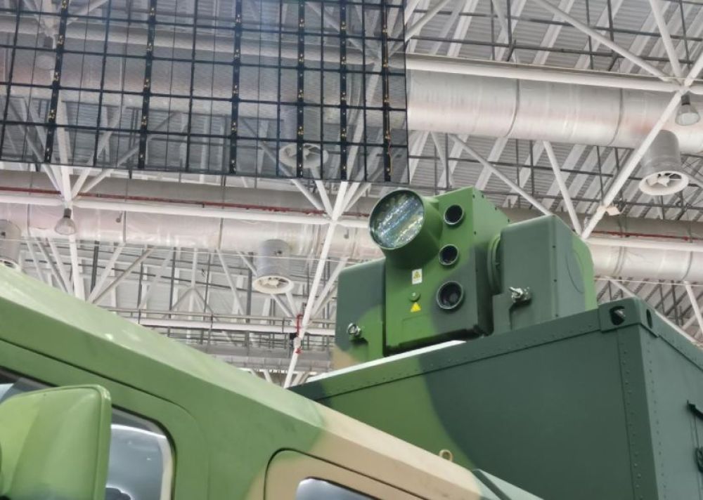 The world's leading!Chinese laser weapons show their prowess in the ...