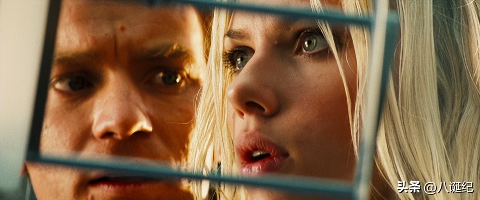 The movie "Escape from Clone Island": How does the director Michael ...