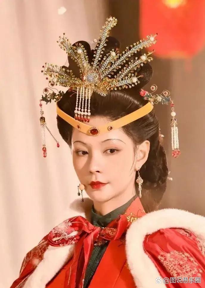 Shen Mengchen's version of Wang Xifeng and Deng Jie's version of Wang ...