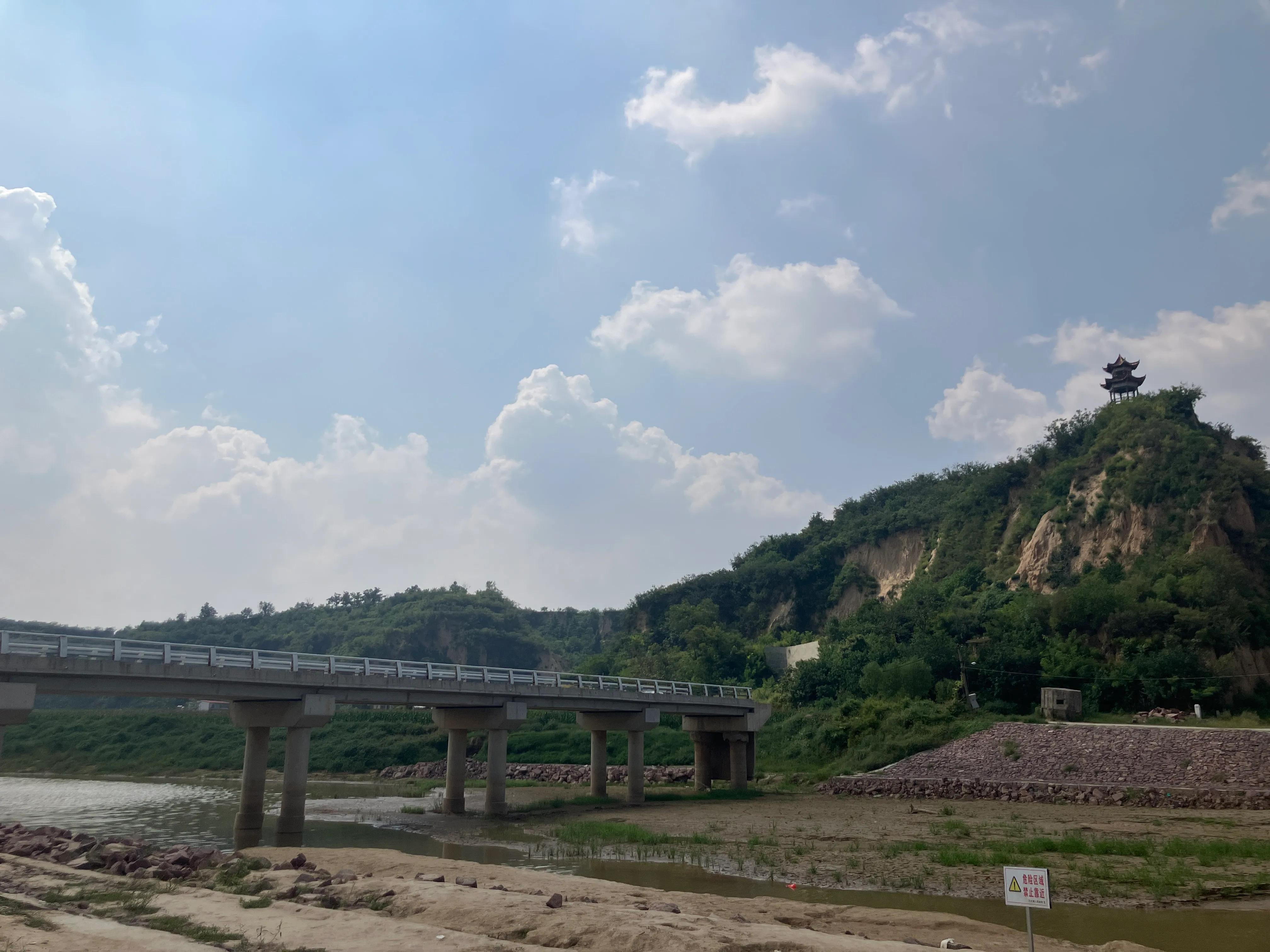 Occasionally meet the ancient jade gate - iNEWS