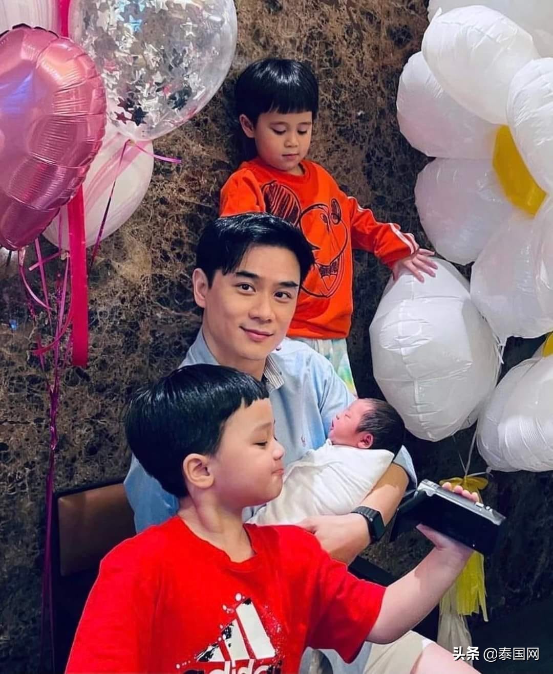 Thai star Chompoo took a recent photo of his little daughter, and the ...