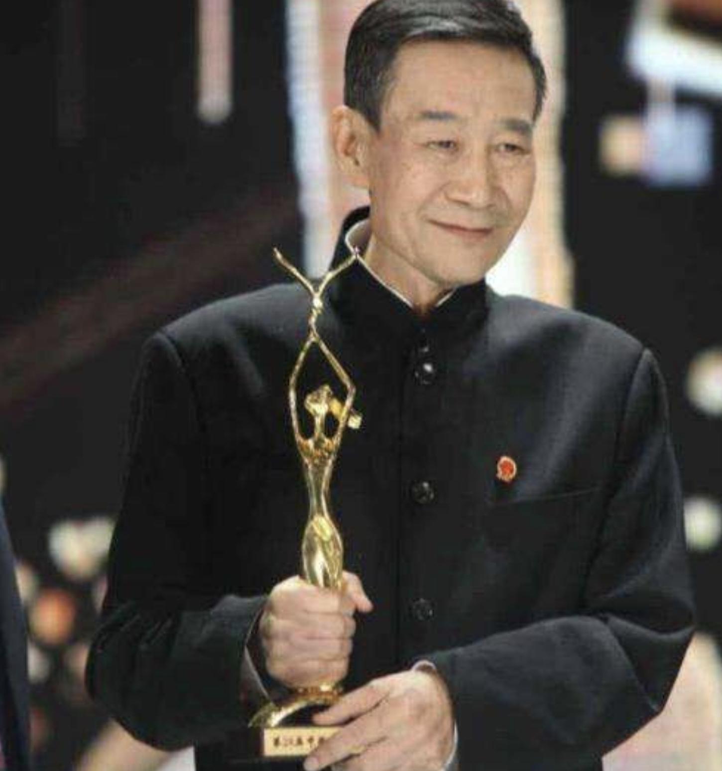 Even though their acting skills are not good, they are praised as "old ...