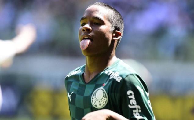 Brilliantly talented!The 15-year-old Brazilian striker prodigy was born ...