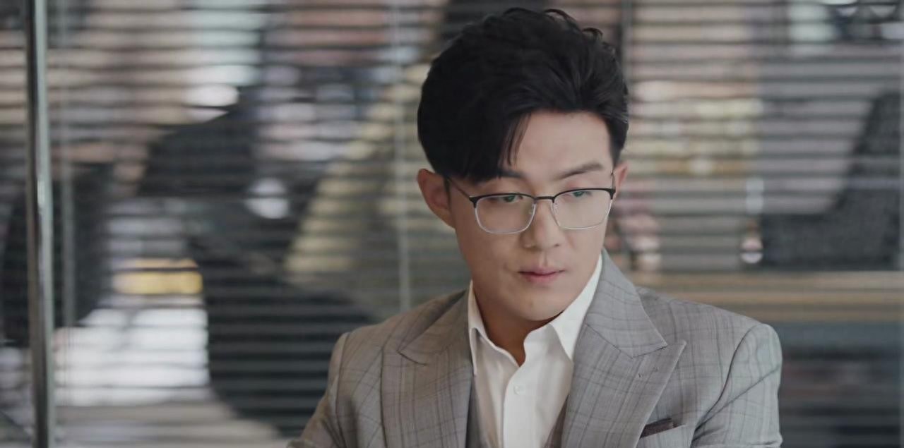 "Good Things Come in Twos" Episodes 22-23: Wei Ming forces Lin Shuang ...