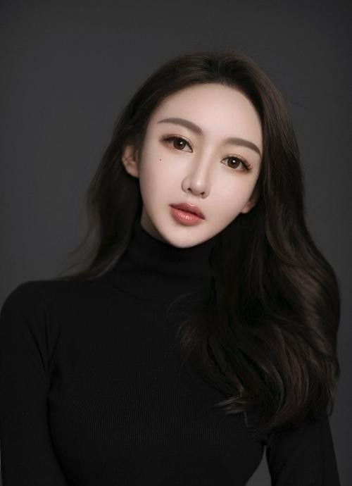 Ye Ke's past was exposed. She was a host, 15 years younger than Huang ...