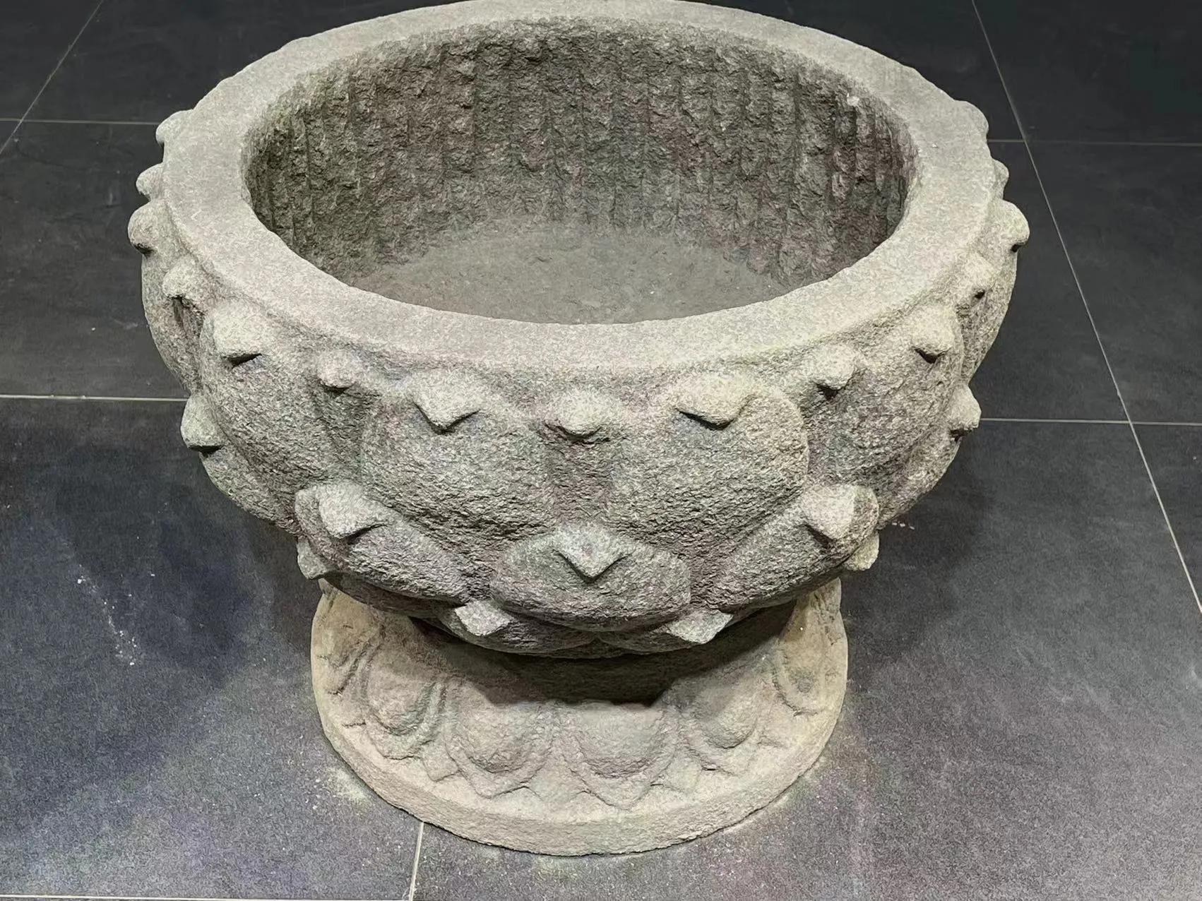 lotus pot - iNEWS
