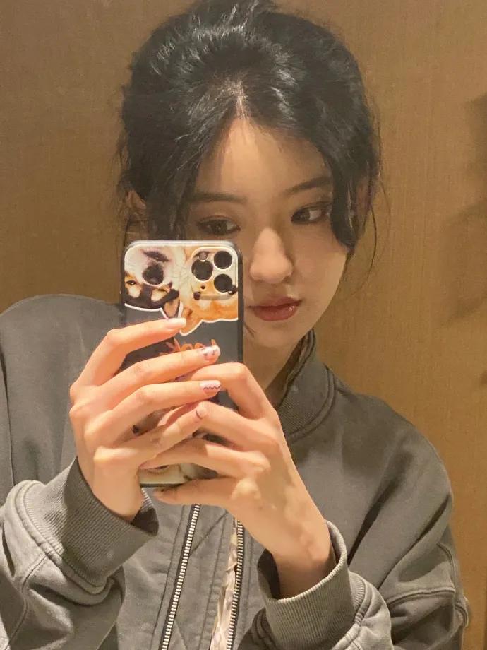 Luo Yutong - iNEWS