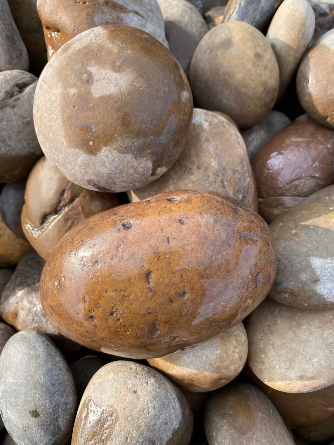 10-15cm pebble rough stone, commonly used in the construction of ...