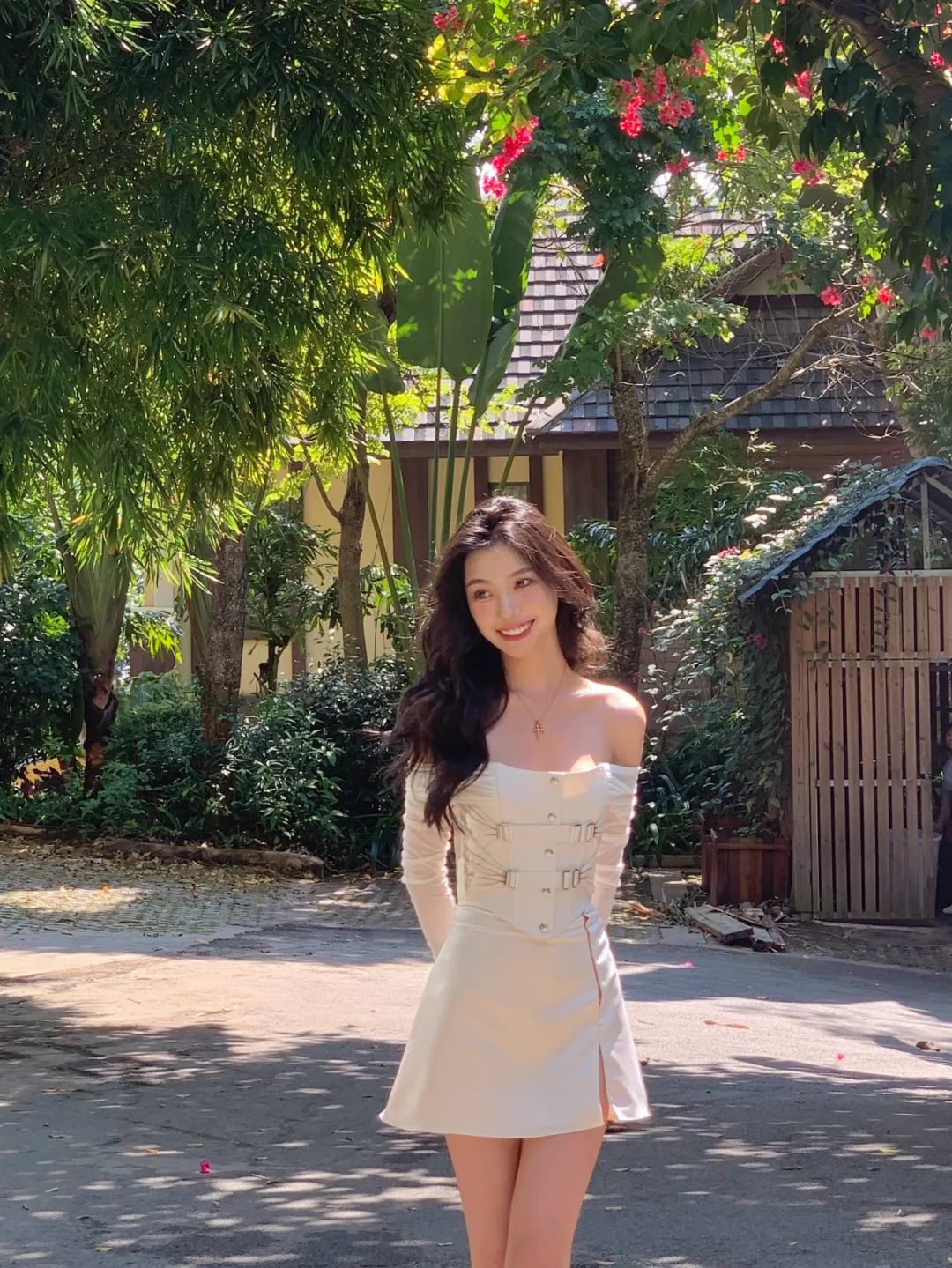 Yi Mengling, who is only returning to the show!Sister is so beautiful ...