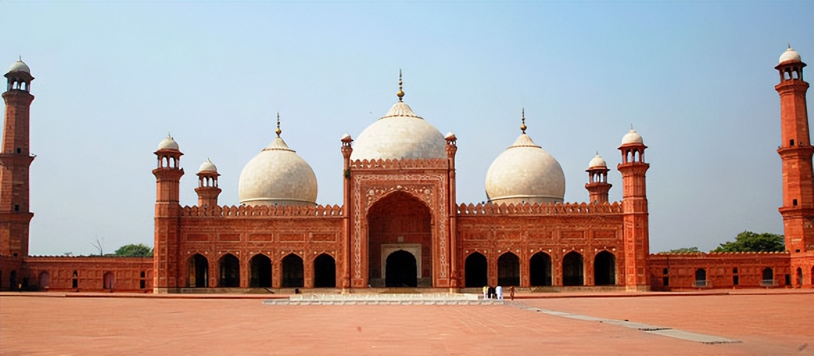 India and Pakistan were originally "family", why did they become ...