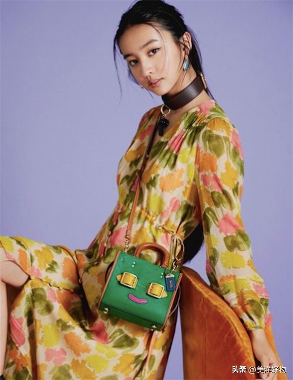 COACH official website limited handbag, Kimura Mitsuki Coach with the ...
