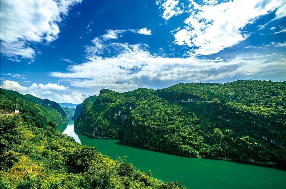 Summer in a second!Arrange a two-day tour around Chongqing to enjoy the ...