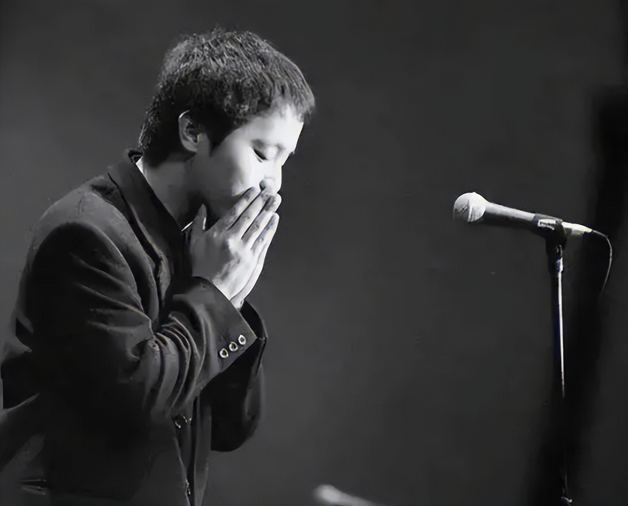 It is also Dou Wei's gene. Comparing Faye Wong's daughter with Gao Yuan ...