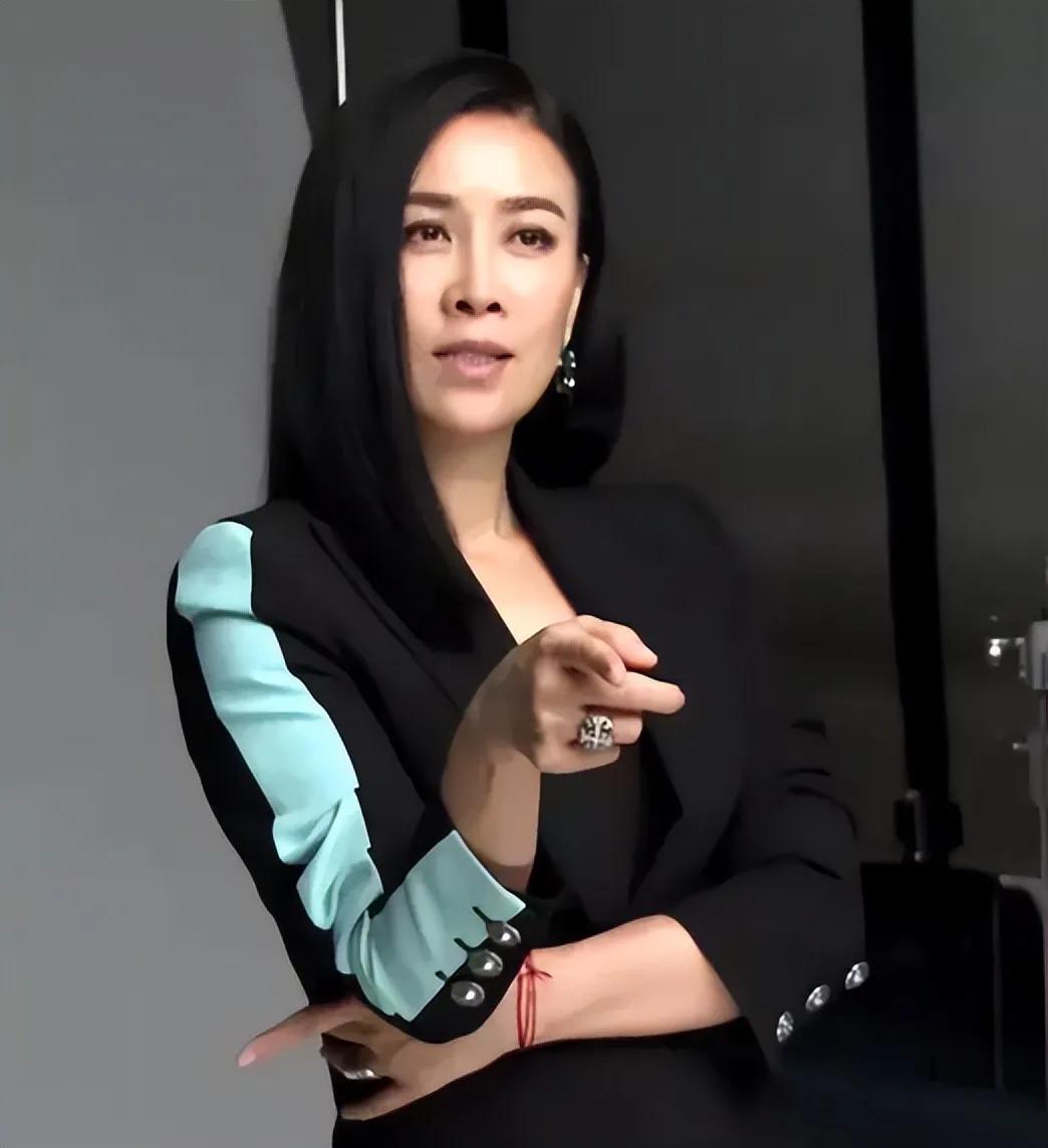 Na Ying, how far is the singing skill from Dao Lang? - iNEWS