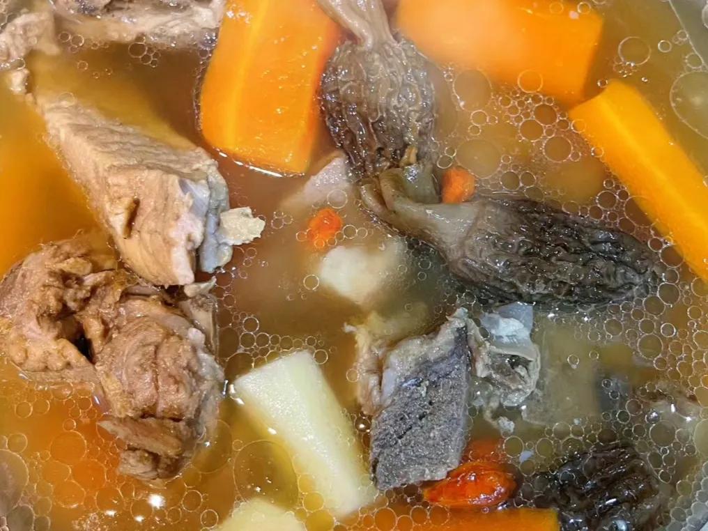 The eight-course autumn stew soup that the spleen and stomach like ...