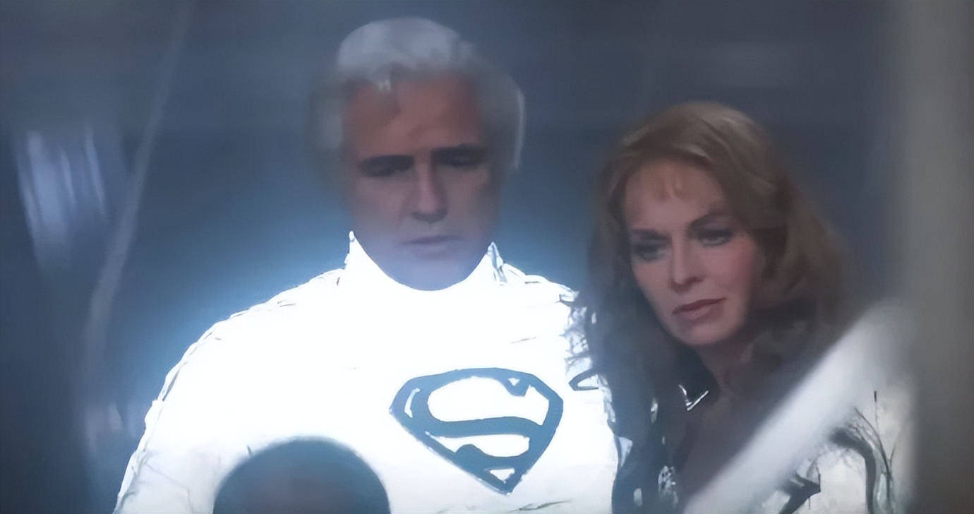 "The Flash: The Director's Cut" is four hours long! Including The Flash ...