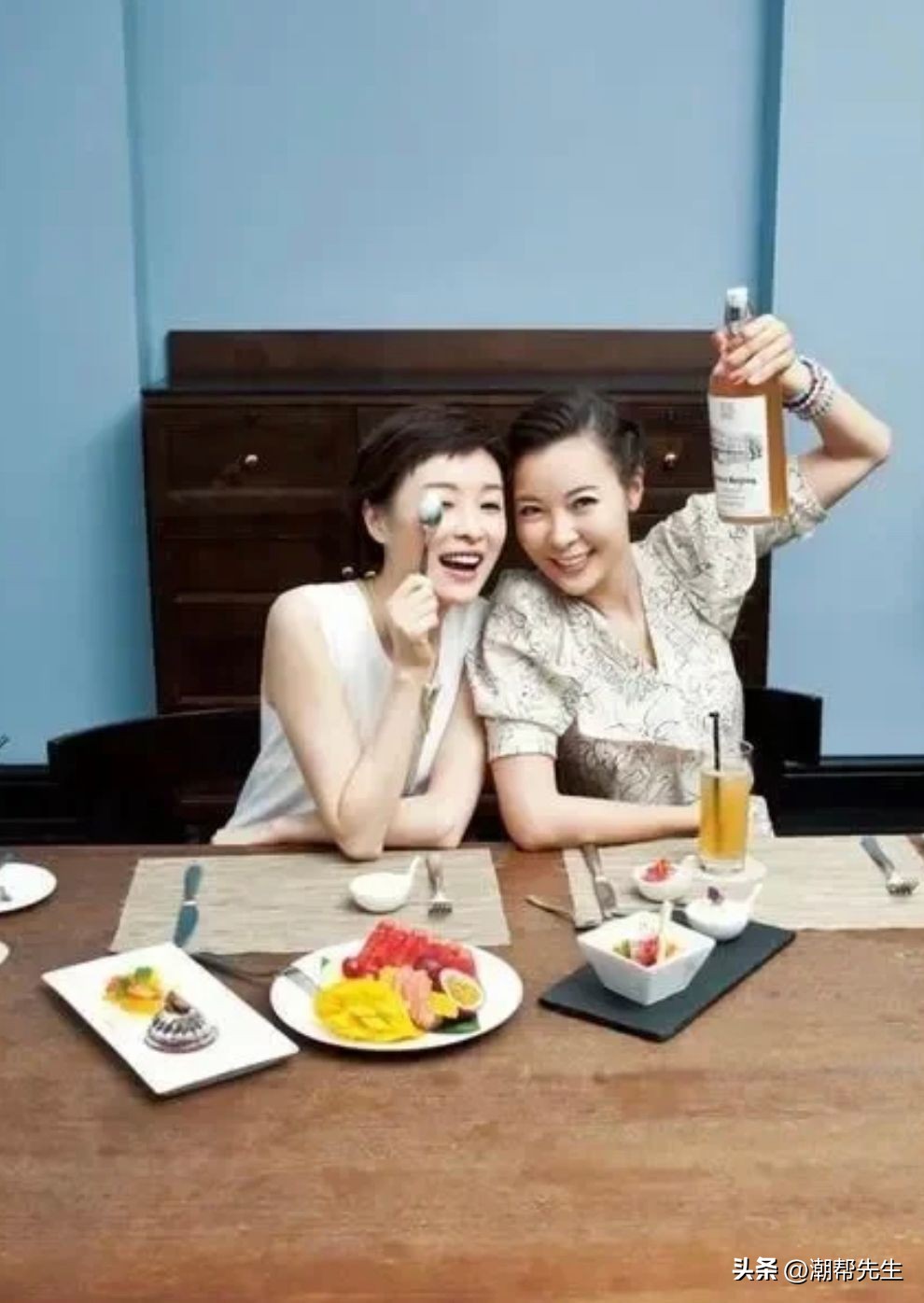 I was amazed by Ke Lan and Wu Yue's middle-aged state: they are also 51 ...