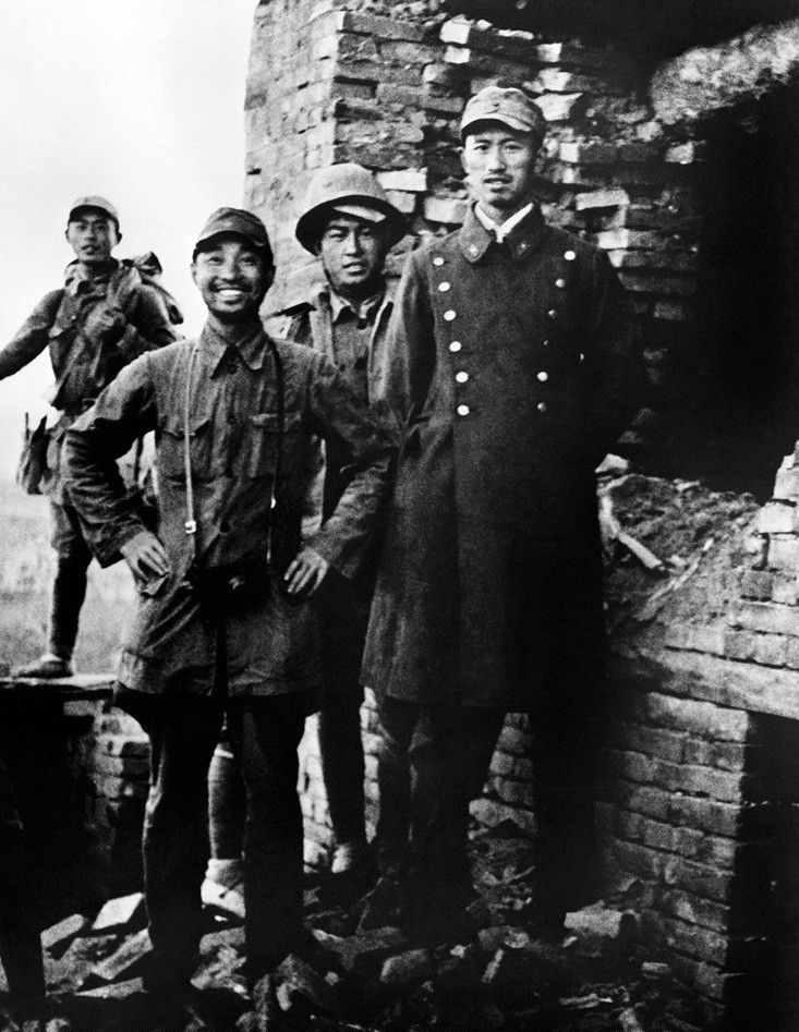 Chen Geng grabbed Zhou Xihan's ears and yelled: Why didn't you report ...