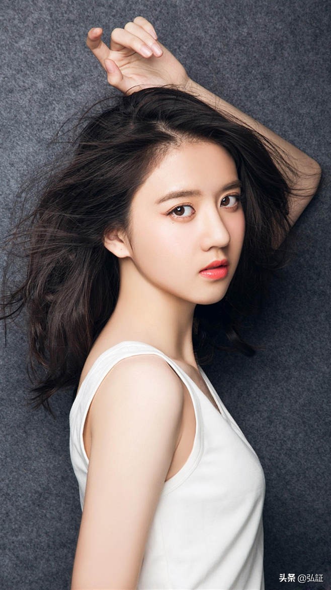 "Sweet Girl" Li Kaixin, a beautiful, smart and talented girl next door ...