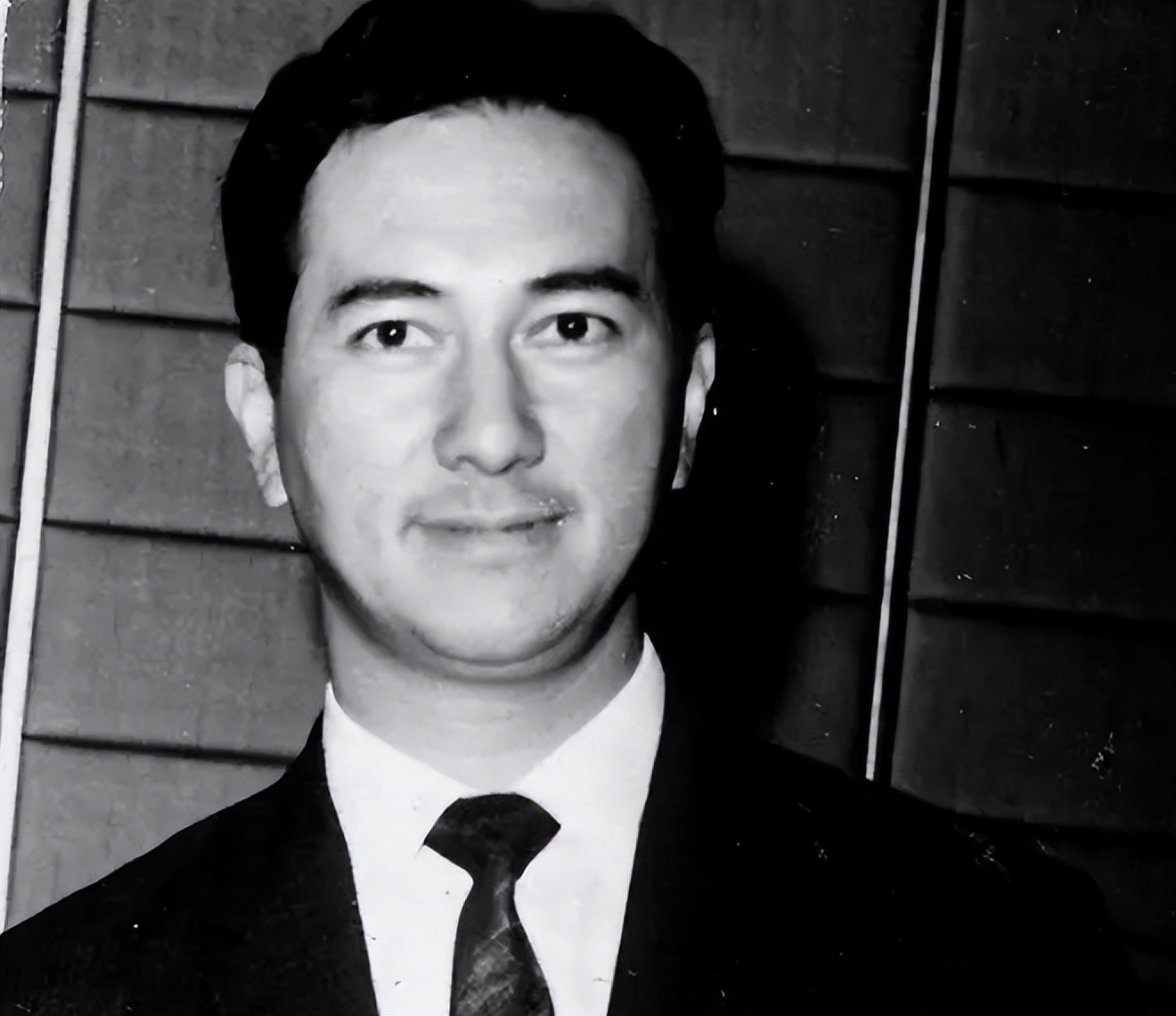 He Chaoying, the eldest daughter of the gambling king, lost her mother ...