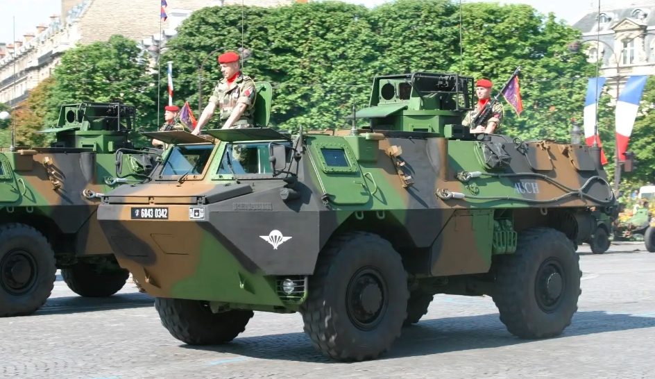 As the "king of land warfare", how does the tank keep its title ...