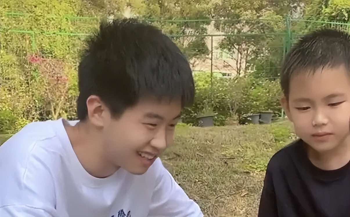 Sun Haiyang's wife opened a special show for bringing goods, and responded to Zhuo Bao's recent ...