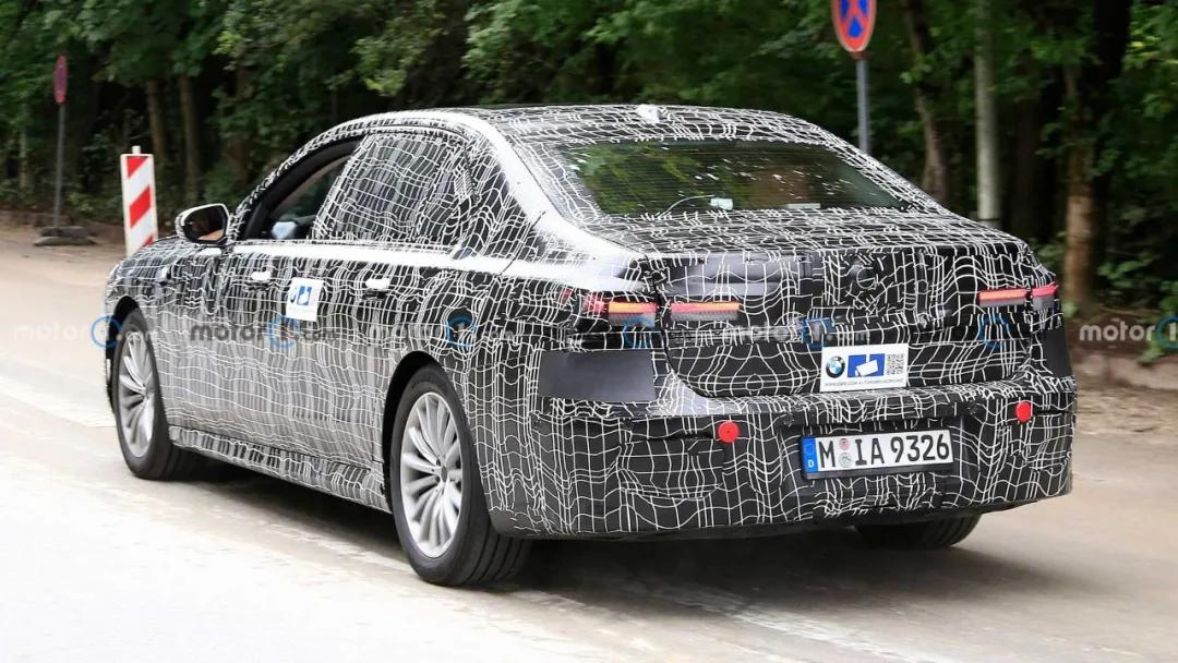 The latest renderings of the next-generation BMW 7 Series - iNEWS