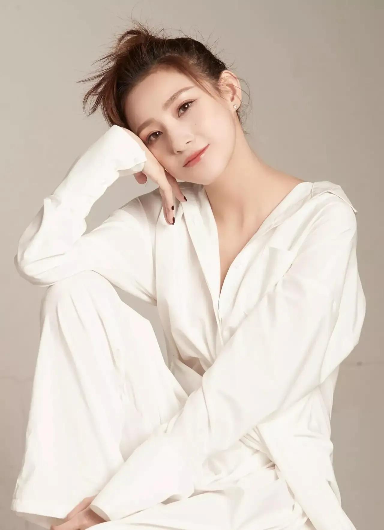 Ma Fanshu: From the talent show girl to the famous host of CCTV Spring ...