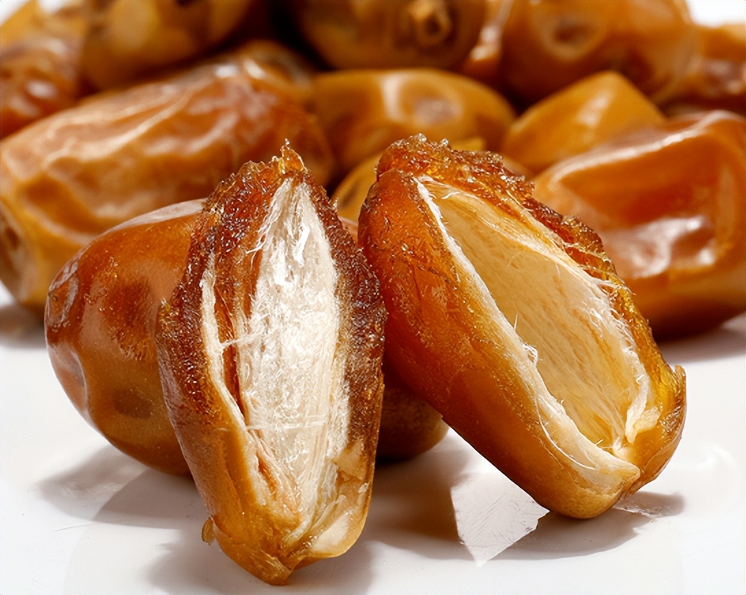 Dates, the most important food in the future, are deeply loved by local ...