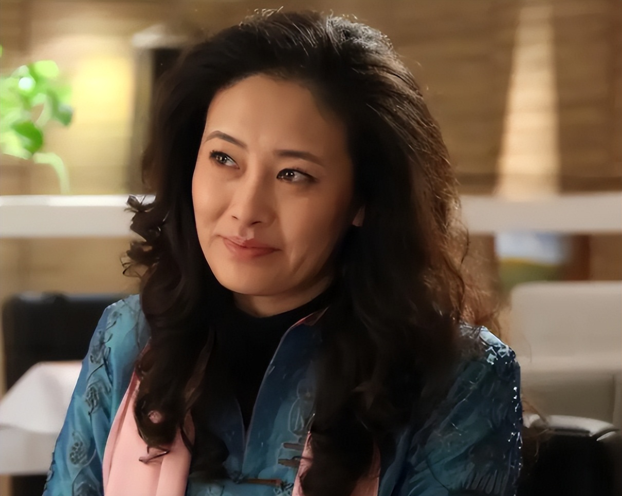 Shen Junyi divorced her. After 8 years of falling in love, Jani turned around and married Shen ...