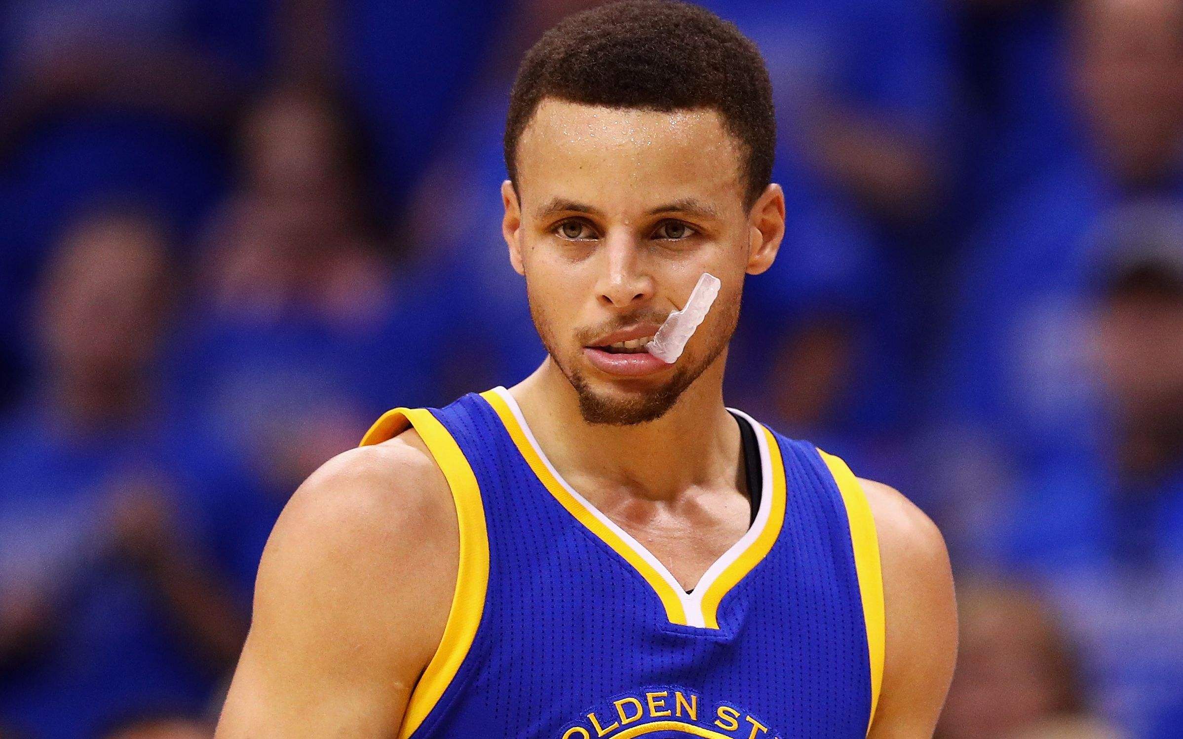 Perfect Curry!34 points to suppress Jokic and hold up the sky at a ...