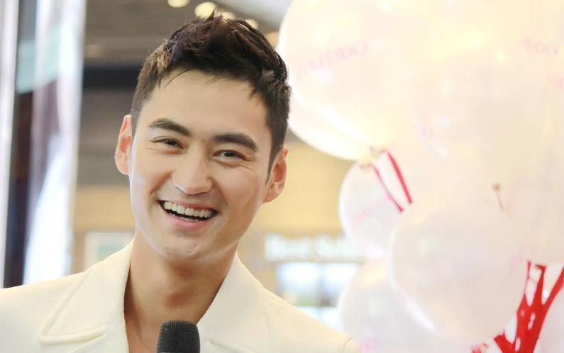 From a first-line niche to "no one cares about", Yuan Hong who married ...