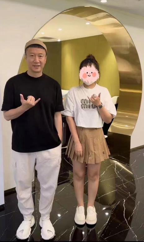 Wang Jundi pinpointed Sun Honglei's birthday celebration, which rarely becomes high-profile, and ...