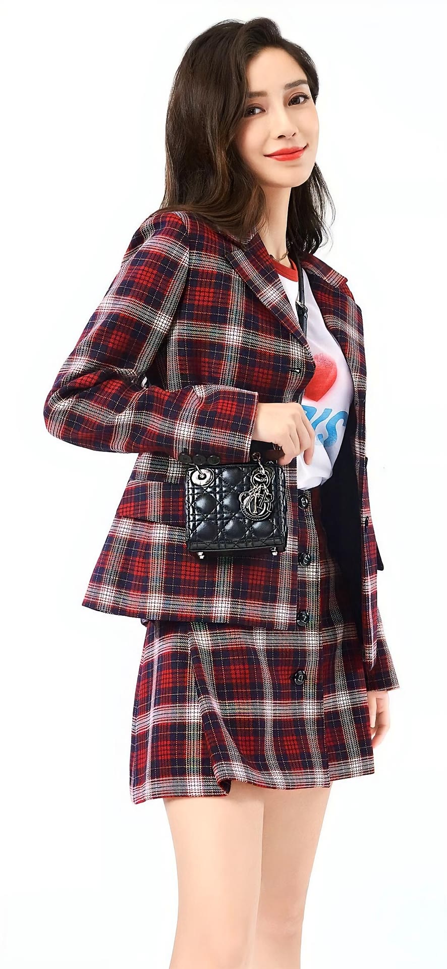 More and more refined, beautiful endorsement: Yang Ying 1 - iNEWS