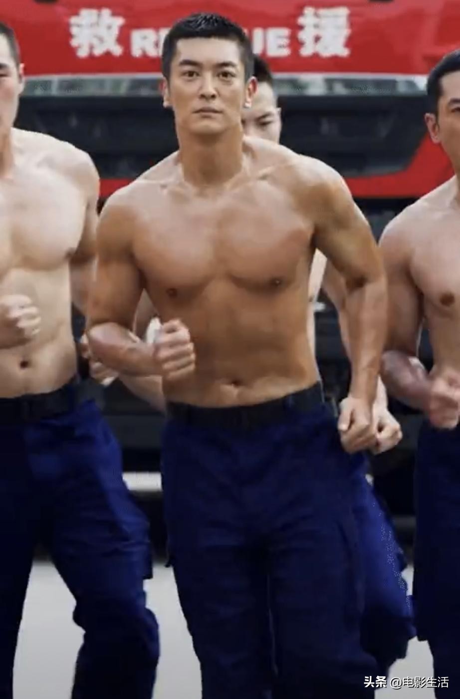 Du Jiang, who has acted in so many popular movies, not only has acting ...